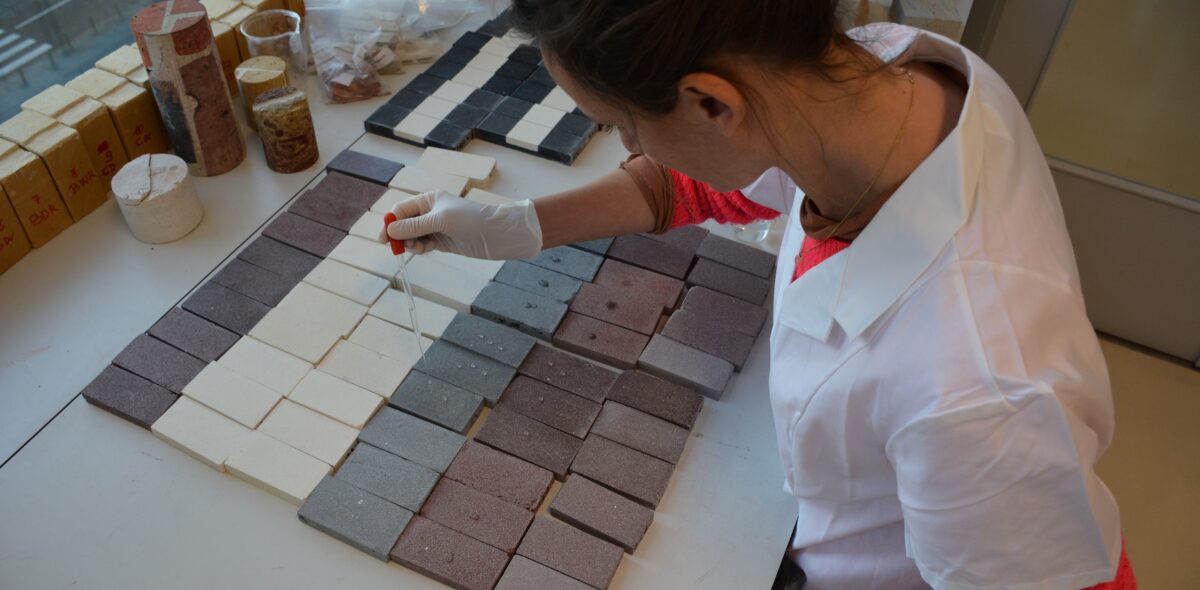 Monuments and Monument Decoration Lab | KIK-IRPA